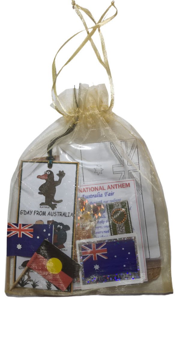 Aussie Pouch Gift Pack - All your Aussie Souvenirs in the One Pouch ...